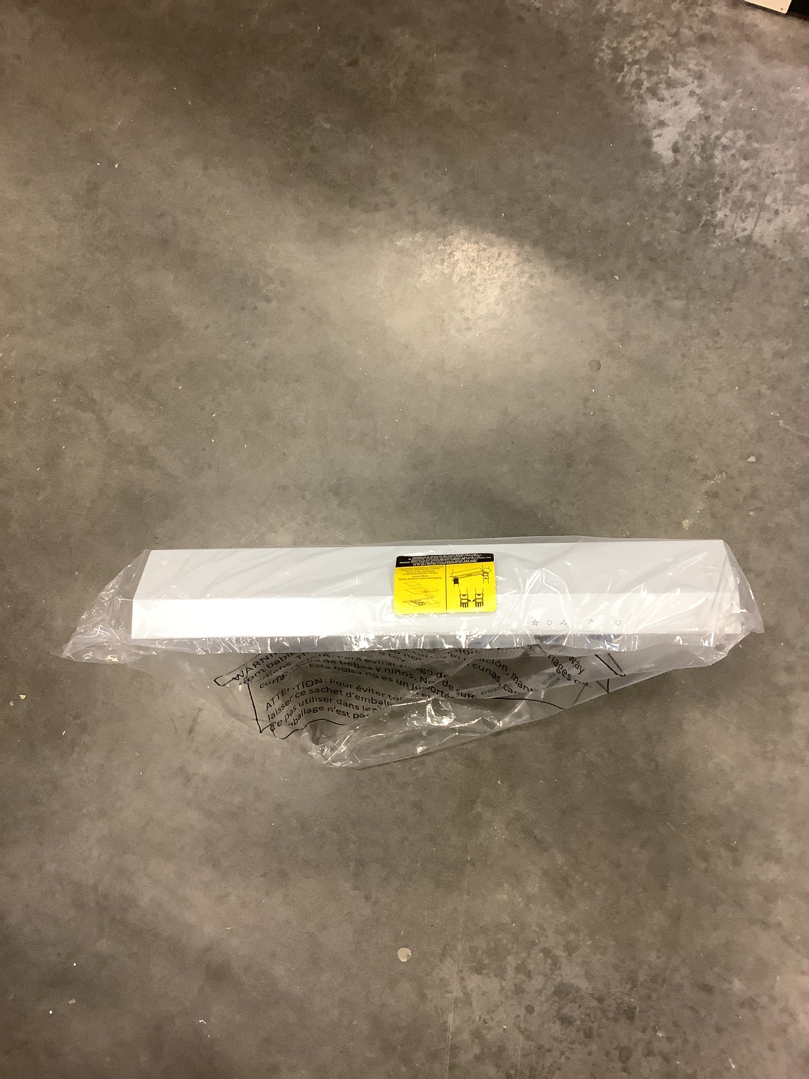 Under Cabinet Range Hood Aria 24In 180 CFM 2 Speed LED — Habitat for ...