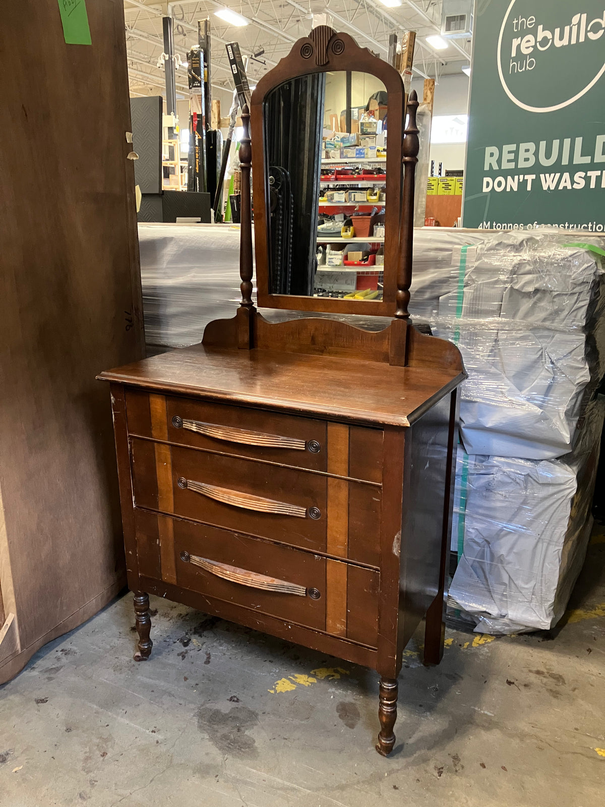 Vintage Vanity Table Vintage Wooden Vanity with Mirror — Habitat for ...